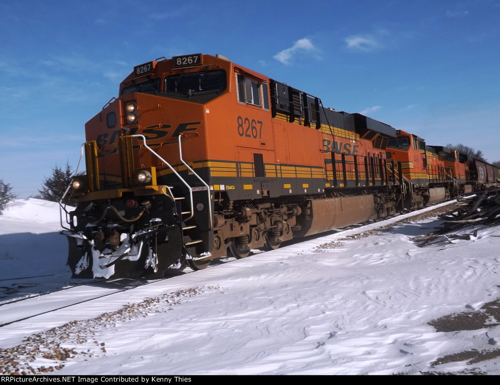 BNSF 8267